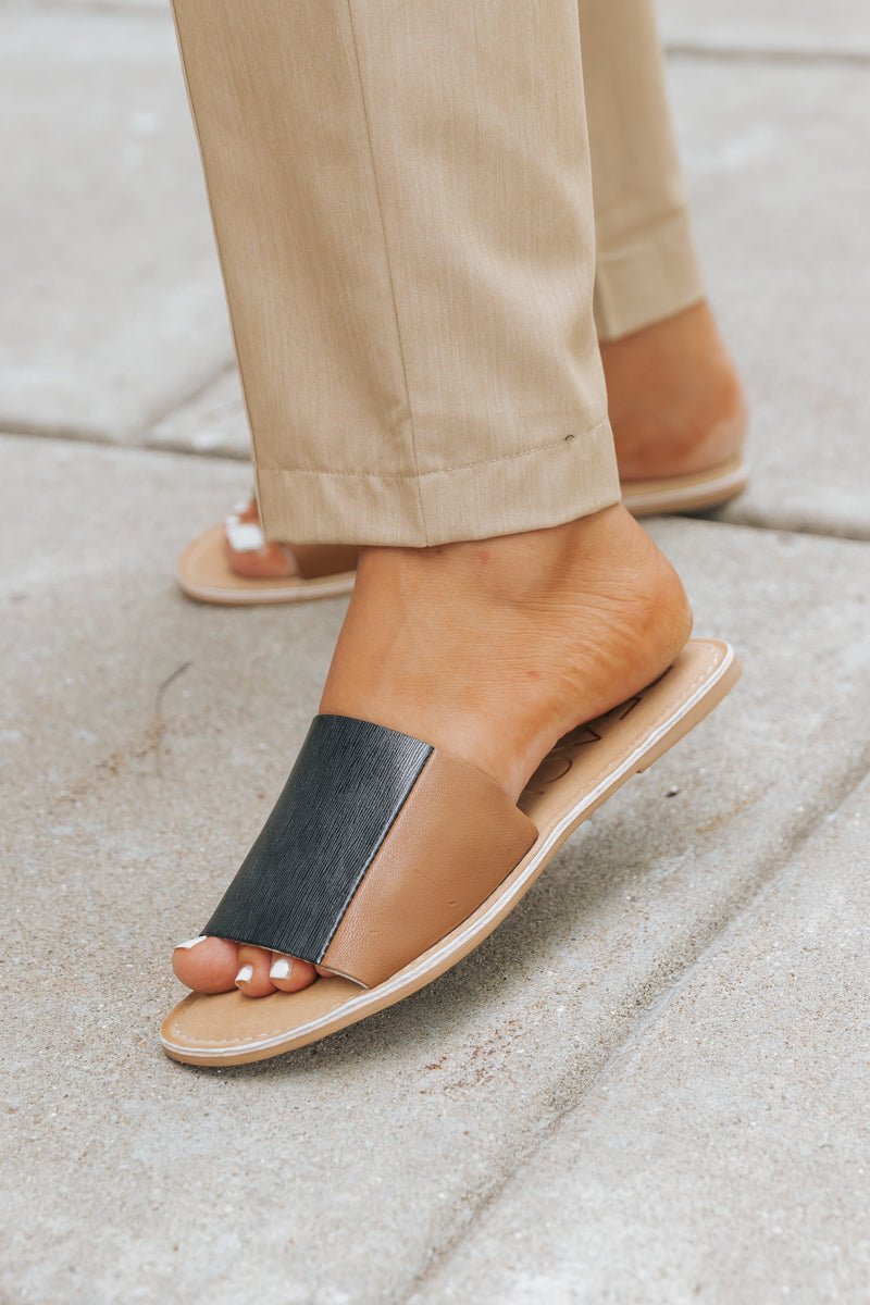 Women's Trendy Slides | Magnolia Boutique